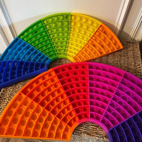 Toys | Ker Pops Big Rainbow Primary Colors Pop Its Large Circle Or Two ...
